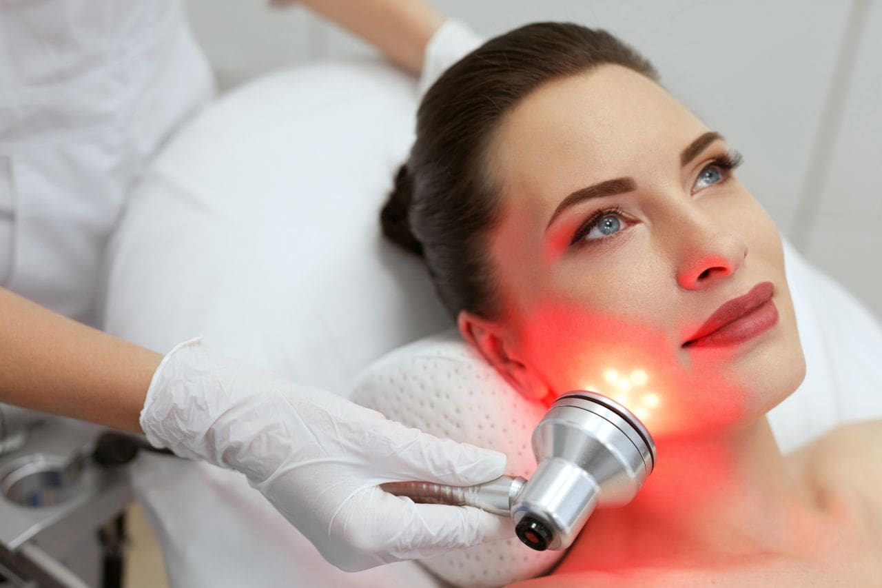 Want To Improve Your Skin Complexion? 5 Reasons To Try Light Therapy ...