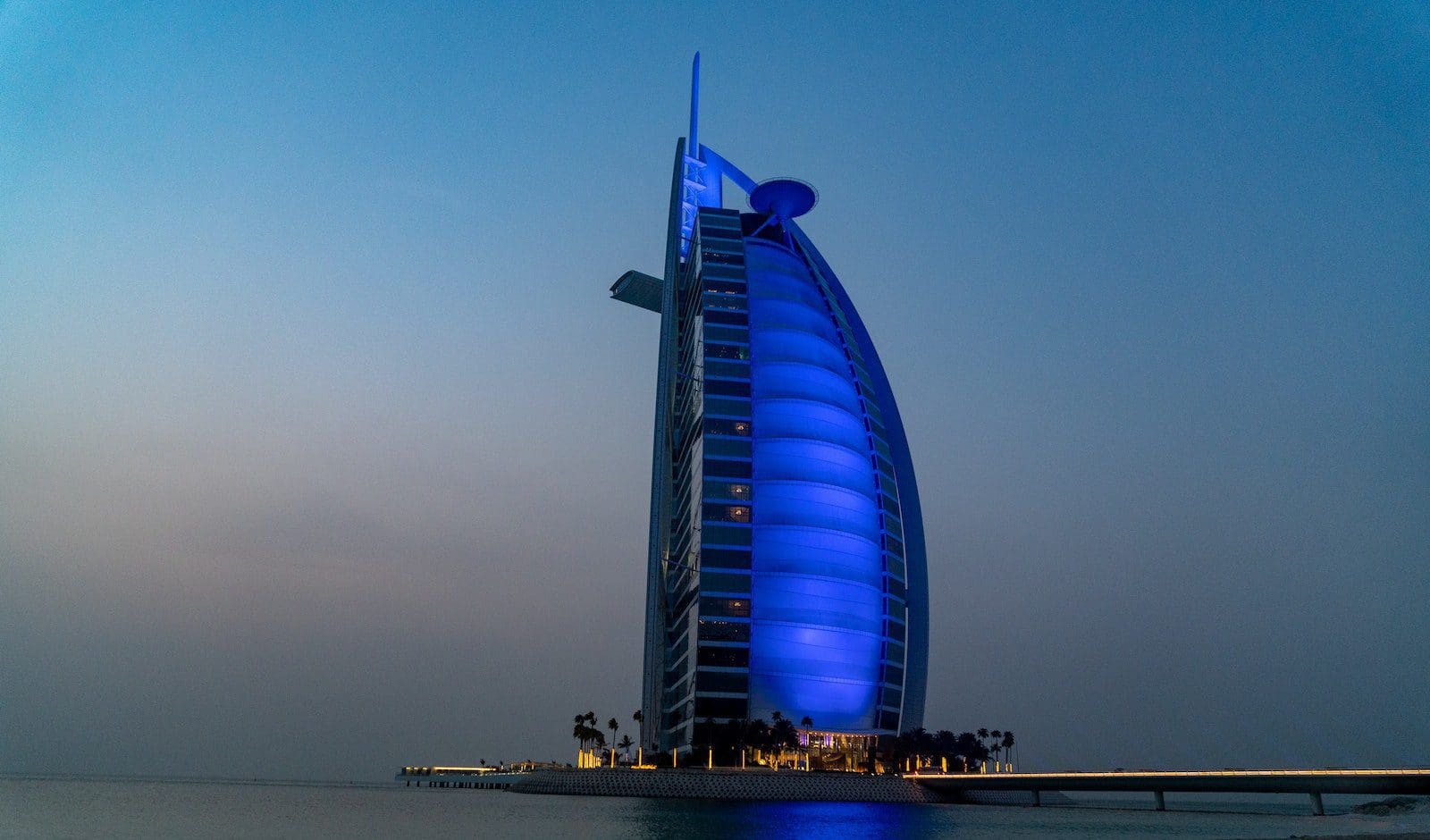 Discover Views Of Dubai's Famous Architectural Wonders | ManipalBlog