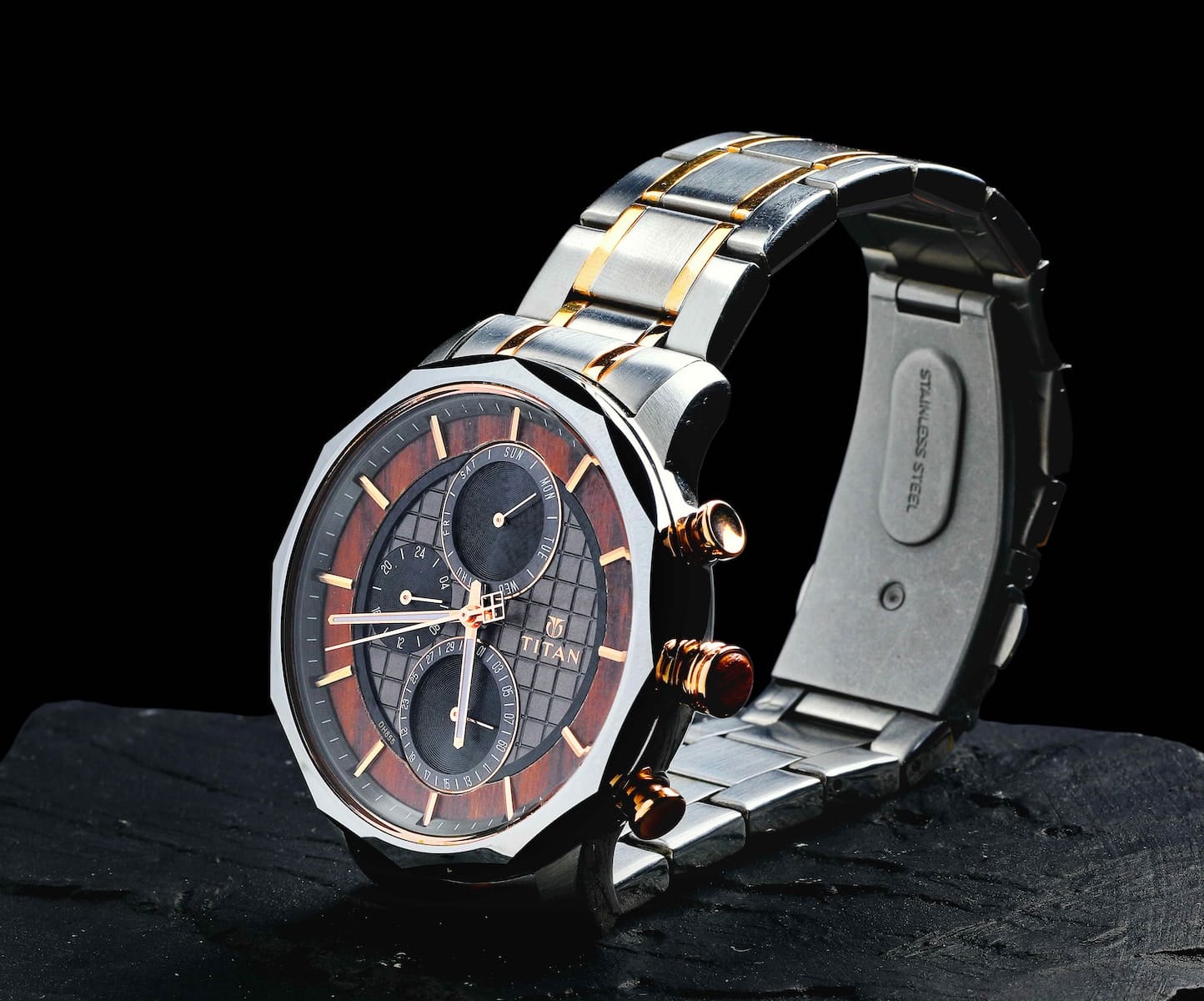 Titan Watches: A Journey through Iconic Collections and Designs ...